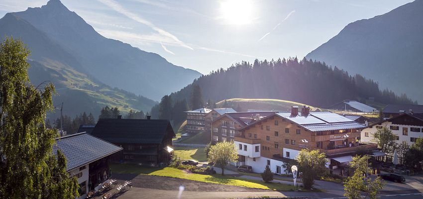 Restaurant in Warth • Pizzeria • Hotel Walserberg, Warth am Arlberg